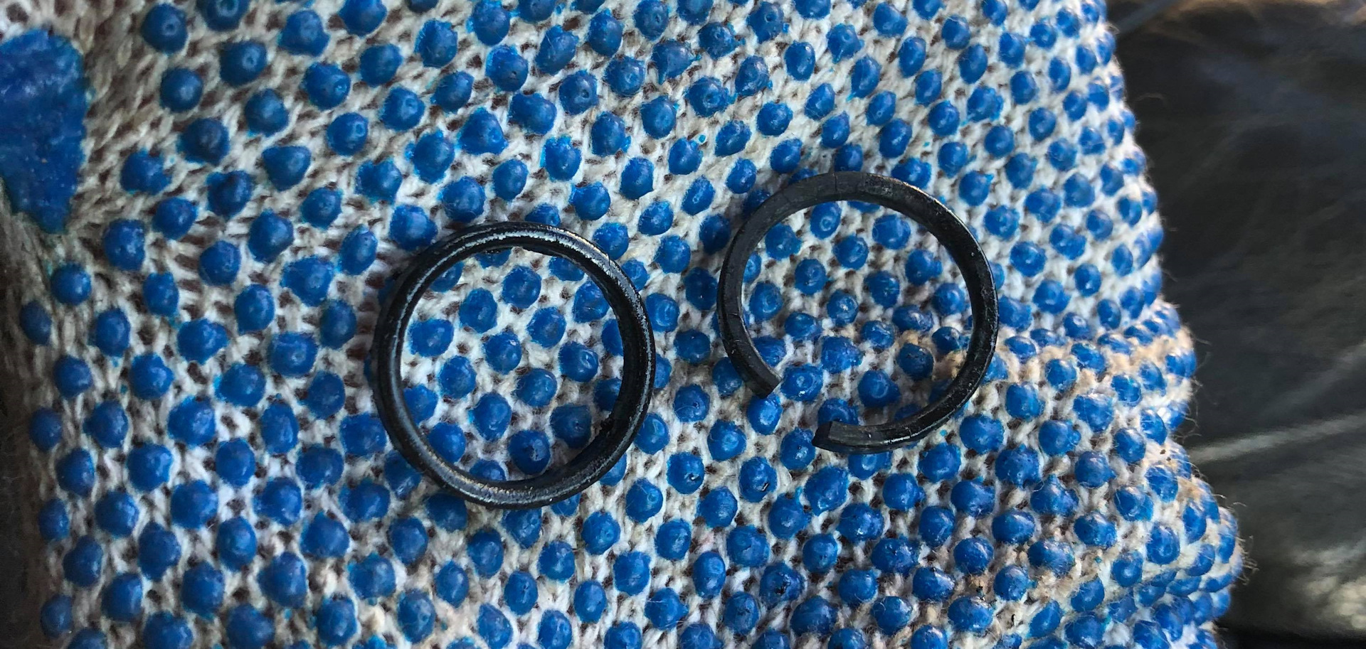 Замена уплотнительных колец радиатора печки — Volvo S60 (1G), 2,4 л ...