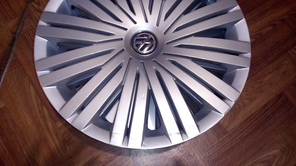 6C0601147 Колпак колеса Volkswagen Polo VAG | Запчасти на DRIVE2