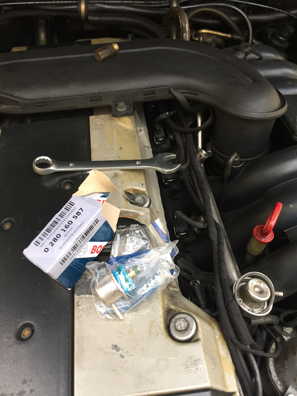 0280160587 Регулятор давления топлива BOSCH | Запчасти на DRIVE2