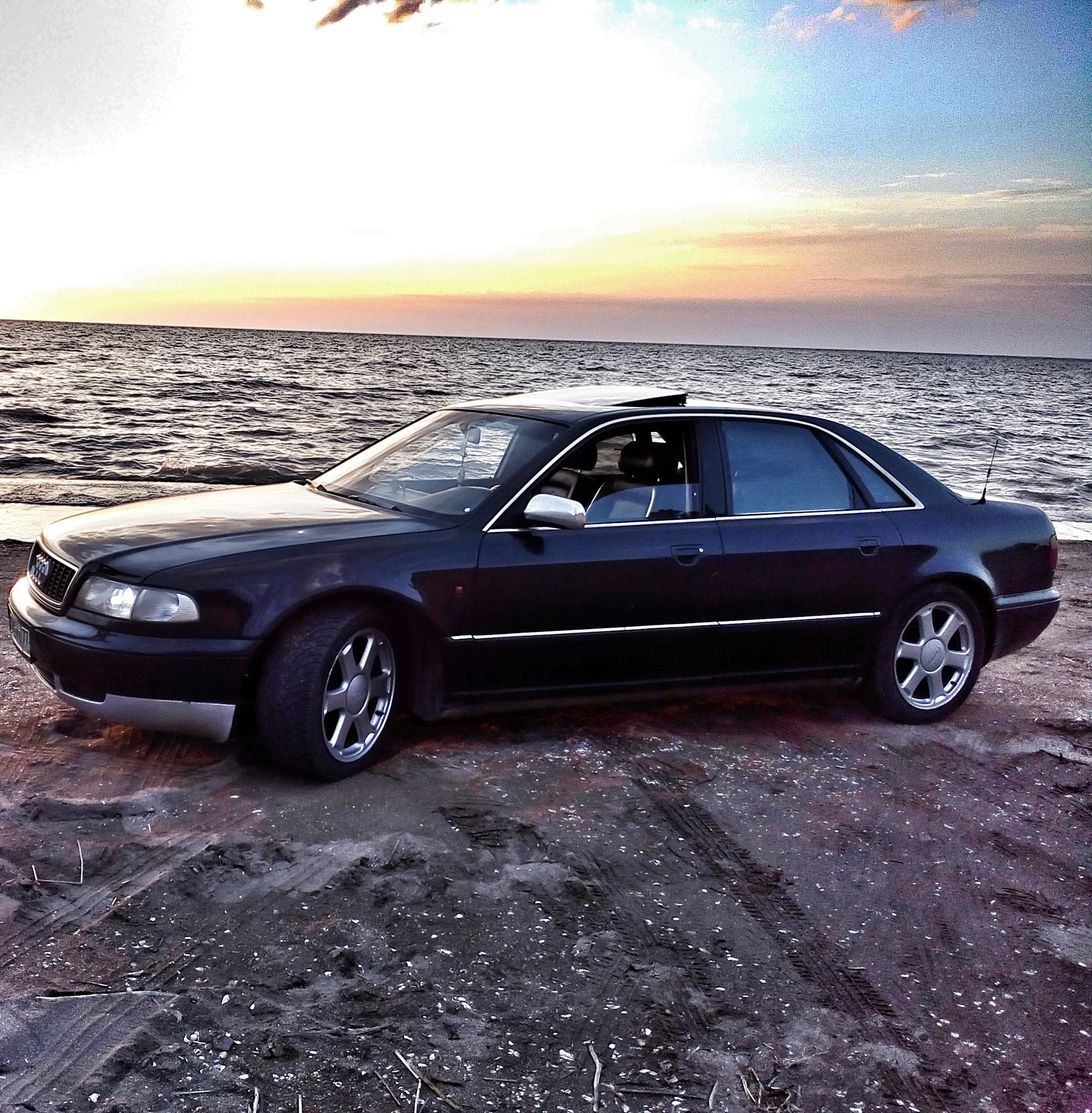 Немного поэзии… — Audi S8 (D2), 4,2 л, 1998 года | просто так | DRIVE2