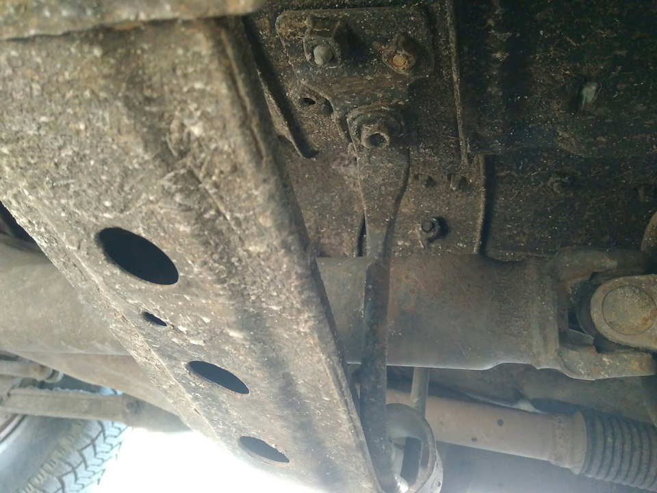 Вопрос по крестовине задней заднего кардана — Nissan Terrano I, 2,4 л ...