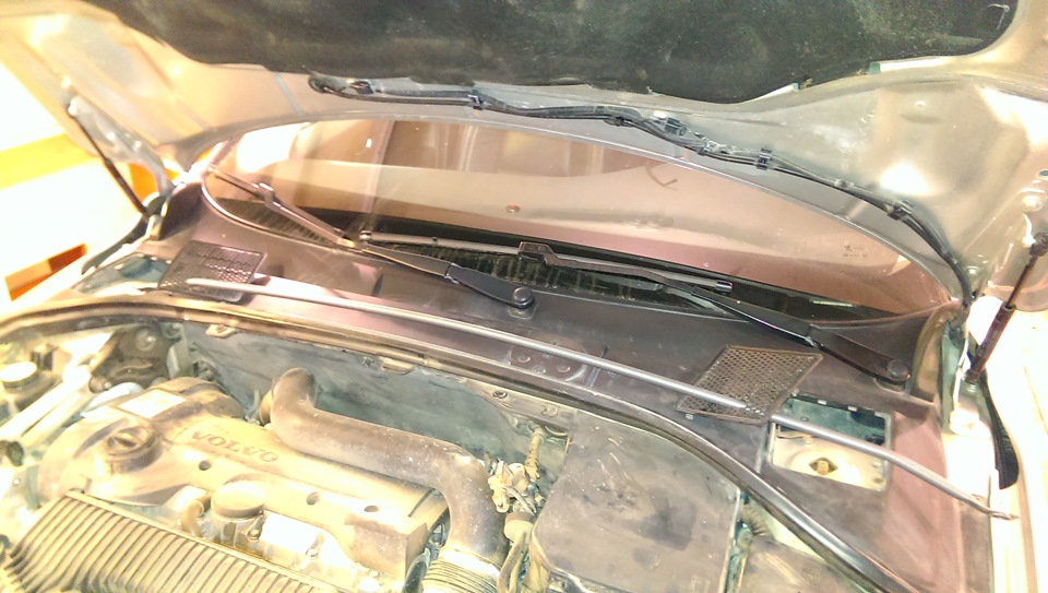 Замена задних сайлент блоков и установка распорки стоек — Volvo S80 (2G ...