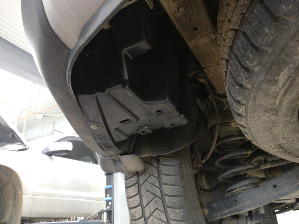 866952W000 Накладка бампера Santa Fe 13- RR LH 86695-2W000 KIA HYUNDAI ...