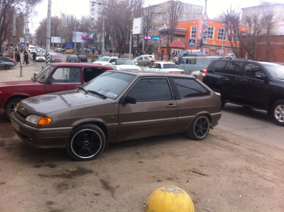 Просто фото — Lada 2113, 1,6 л, 2008 года | фотография | DRIVE2