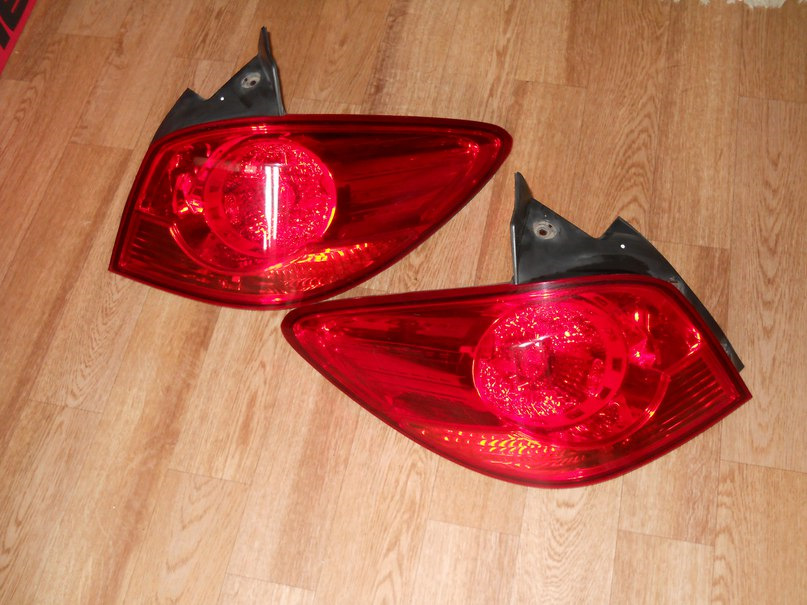 Продам задний правый фонарь круз хэтчбек — Chevrolet Cruze Hatchback, 1 ...