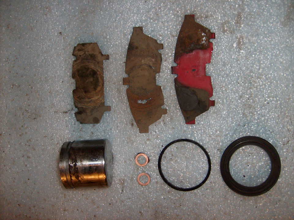 Обслуживание передних суппортов… — Nissan Almera Classic (B10), 1,6 л ...
