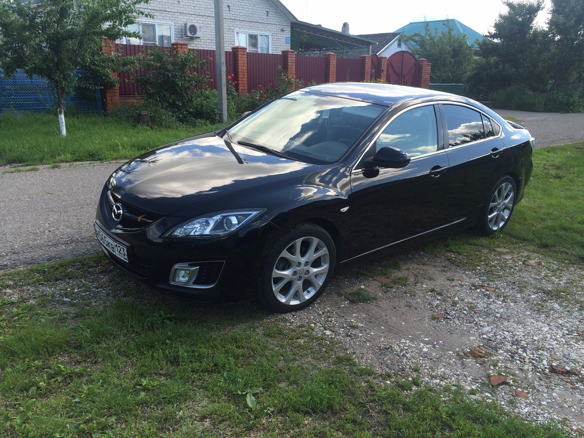 Блестит как у кота яйцо) полирнули — Mazda 6 (2G) GH, 2 л, 2007 года | фотография | DRIVE2