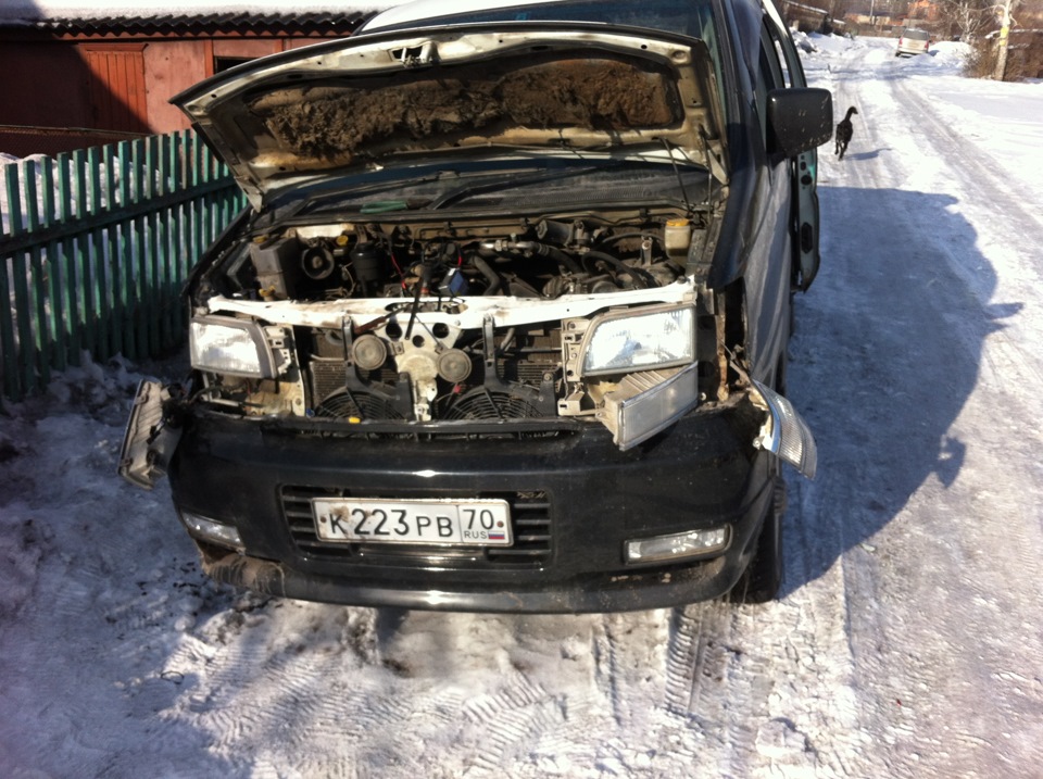 Взгляд ярче))) — Nissan Elgrand (E50), 3,2 л, 1997 года | тюнинг | DRIVE2