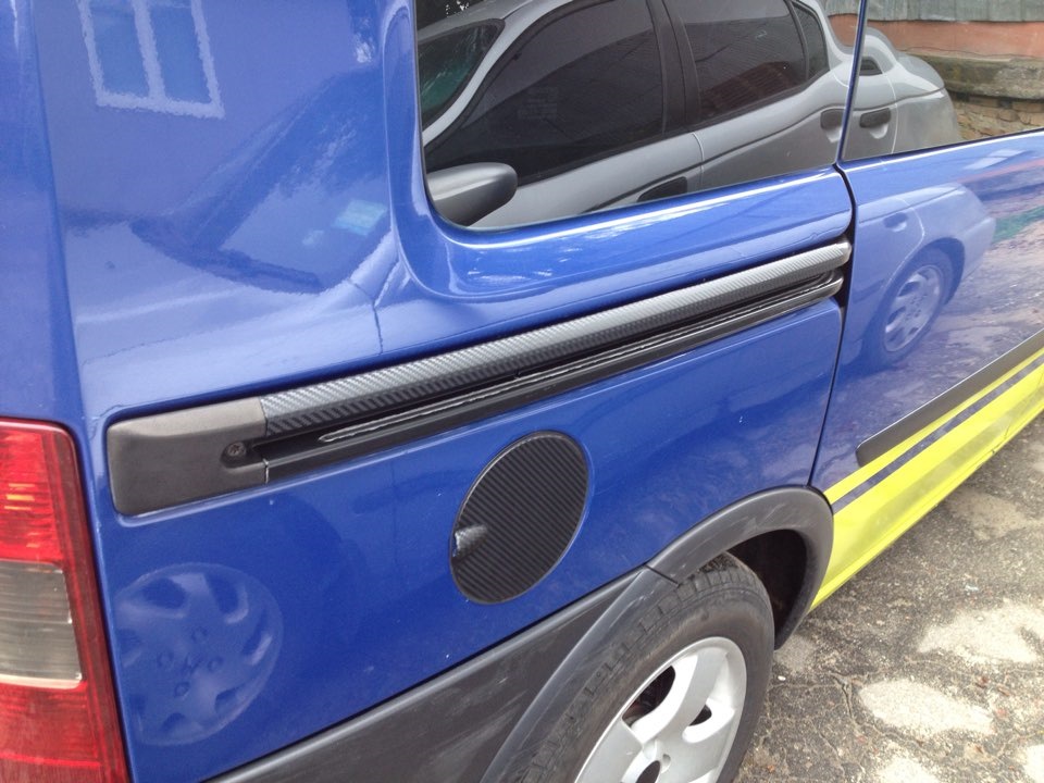 Немного затянулся " карбоном "! — Opel Combo C, 1,3 л, 2008 года ...
