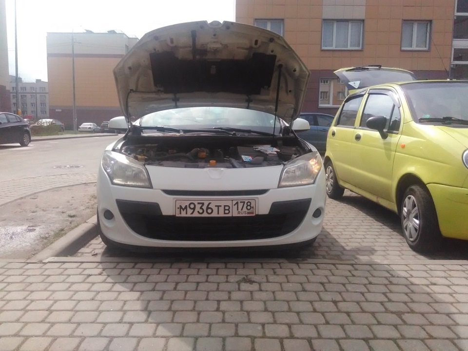 Машине 6 лет (из них 3 года владею я), пробег почти 200000 км — Renault ...