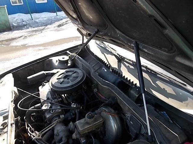 Газовые упоры под капот (ВАЗ 2108) — Lada 21099, 1,5 л, 2000 года ...