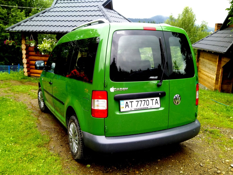 Наклейка яблоко — Volkswagen Caddy (3G), 2 л, 2007 года | аксессуары ...