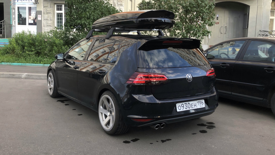 #9 Багажник VAG 5G4 071 126 с боксом Thule Dynamic M — Volkswagen Golf ...