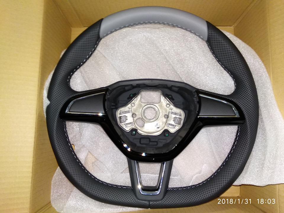 Тренд по рулю или новый не круглый руль — Skoda Yeti, 1,8 л, 2015 года ...