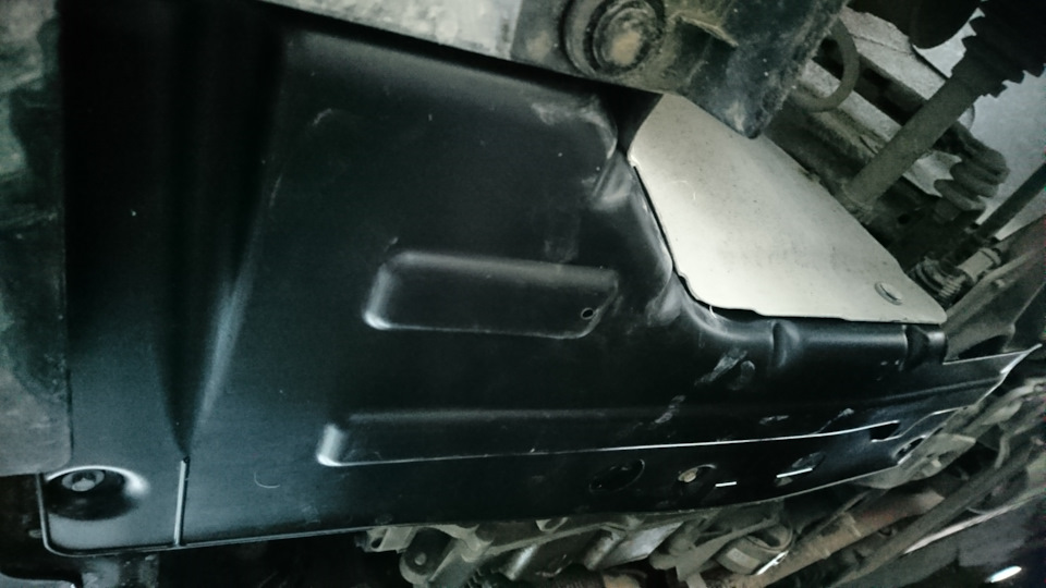 Полноценный левый пыльник GM — Chevrolet Cruze Station Wagon, 1,8 л ...