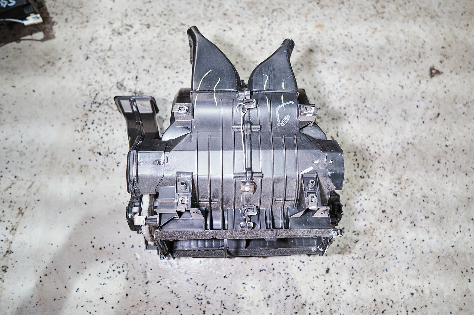 Испаритель Додж Джорни как источник утечки фреона — Mopar plus на DRIVE2