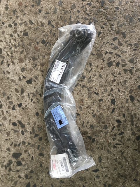 4110A085 РЫЧАГ ЗАДНЕЙ ПОДВЕСКИ ВЕРХНИЙ, В СБОРЕ Mitsubishi | Запчасти ...