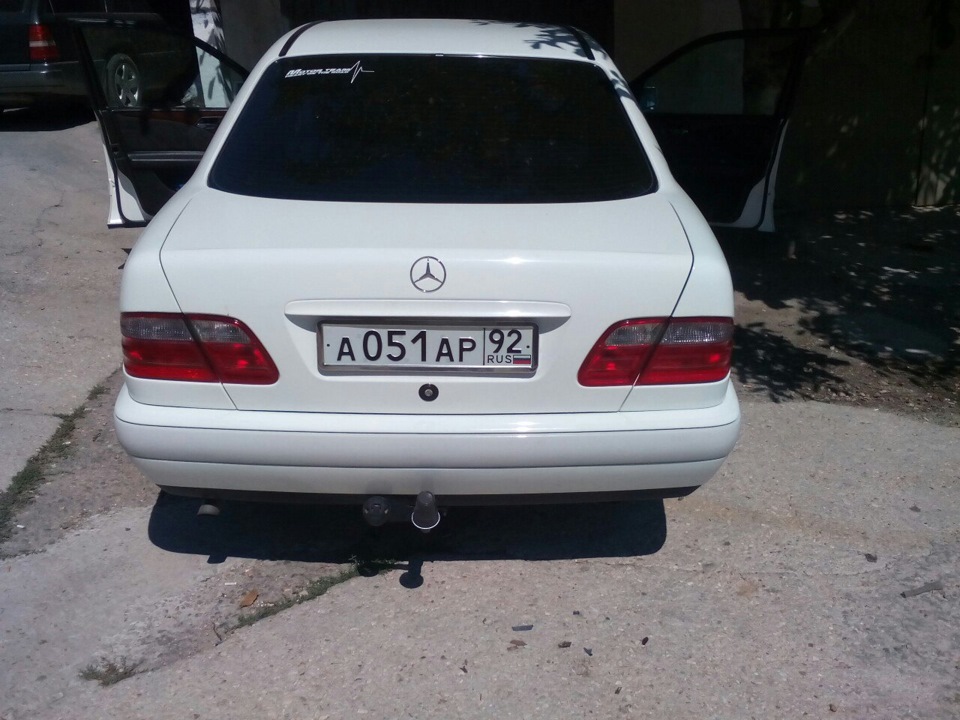 Чехлы из эко кожи — Mercedes-Benz E-Class (W210), 2,3 л, 1996 года ...