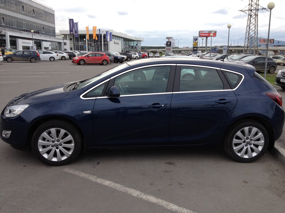 Установил брызговики — Opel Astra J, 1,6 л, 2012 года | аксессуары | DRIVE2