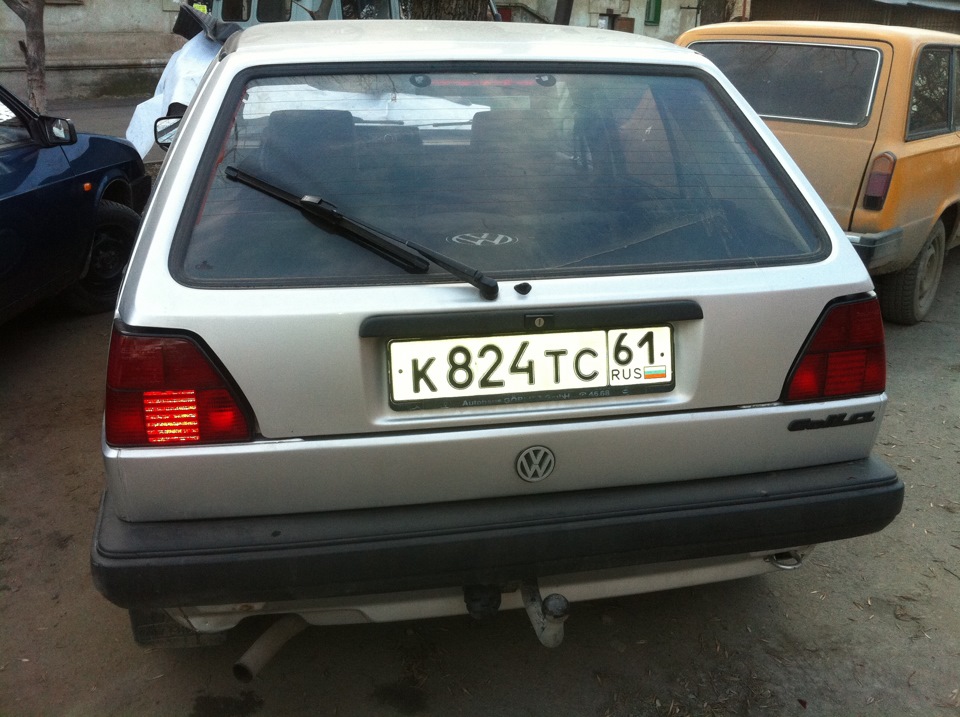 Красные стопы — Volkswagen Golf Mk2, 1,3 л, 1991 года | стайлинг | DRIVE2