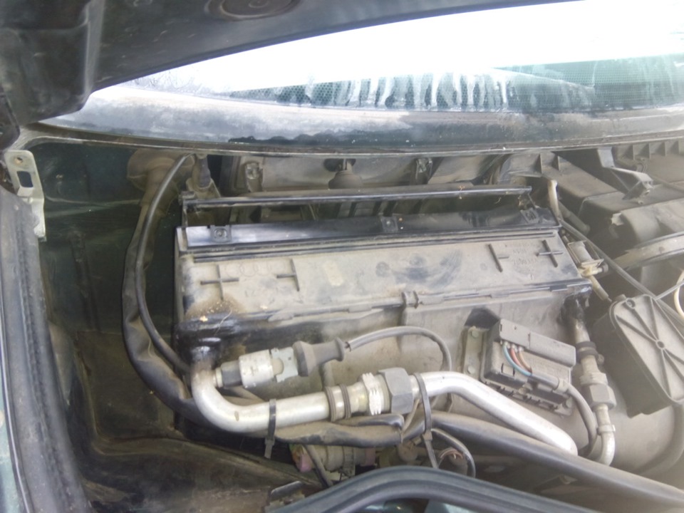 Фильт салона — Audi A6 (C4), 2,5 л, 1997 года | запчасти | DRIVE2