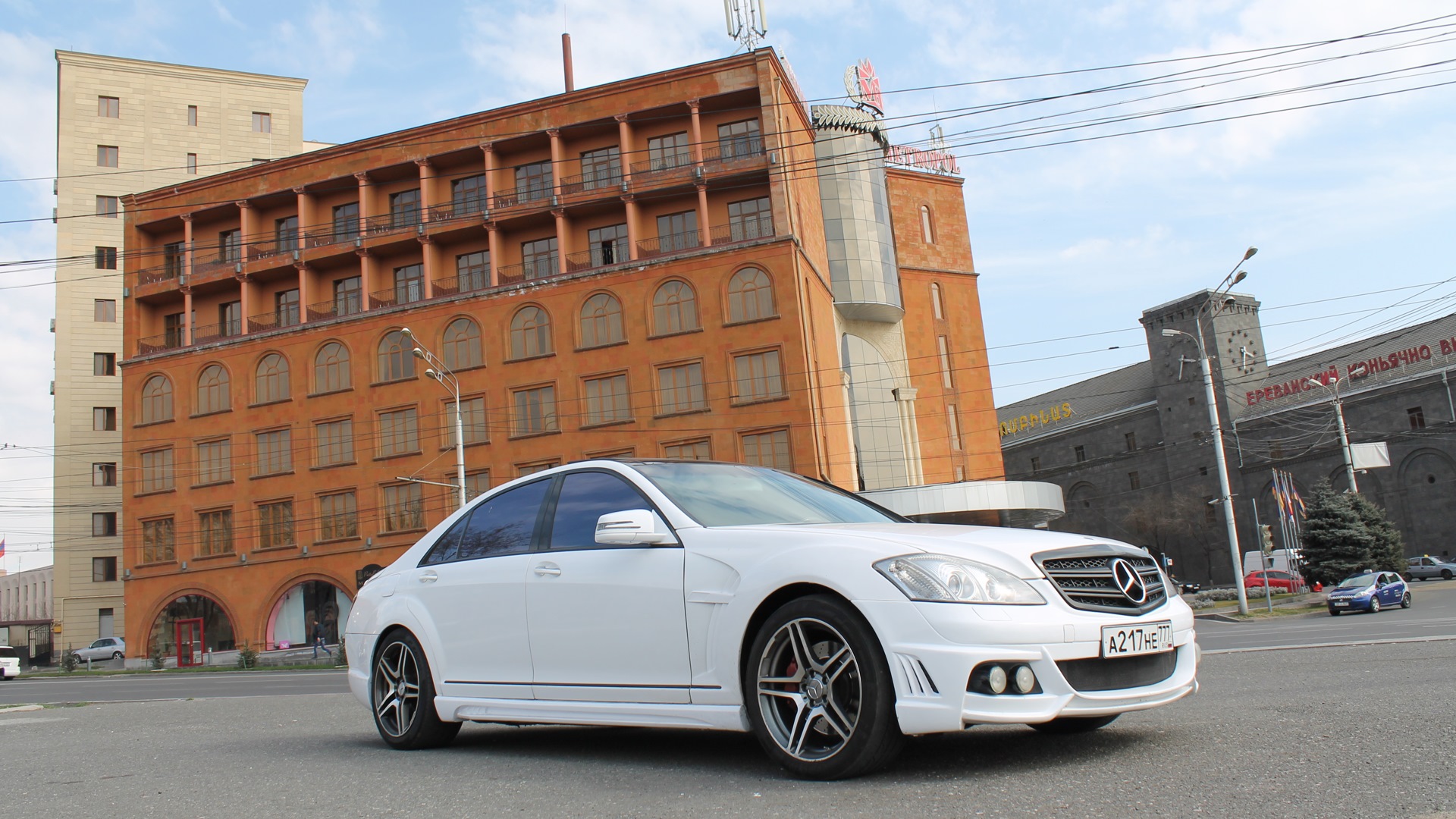 Mercedes-Benz S-Class (W221) 5.5 бензиновый 2008 | BRABUS на DRIVE2