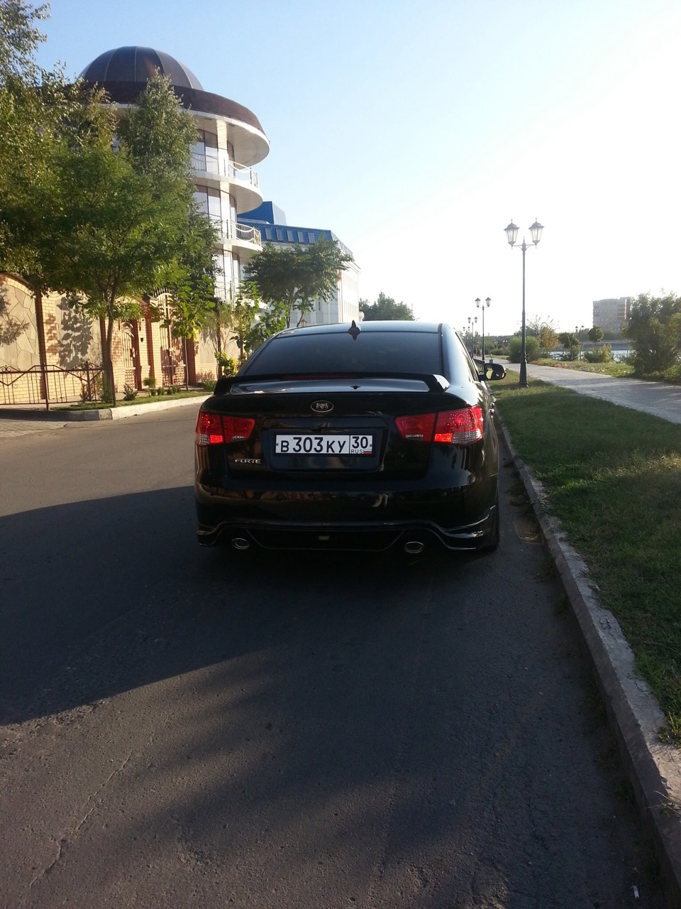 Продам заднюю накладку на бампер — KIA Cerato (2G), 2012 года | тюнинг ...