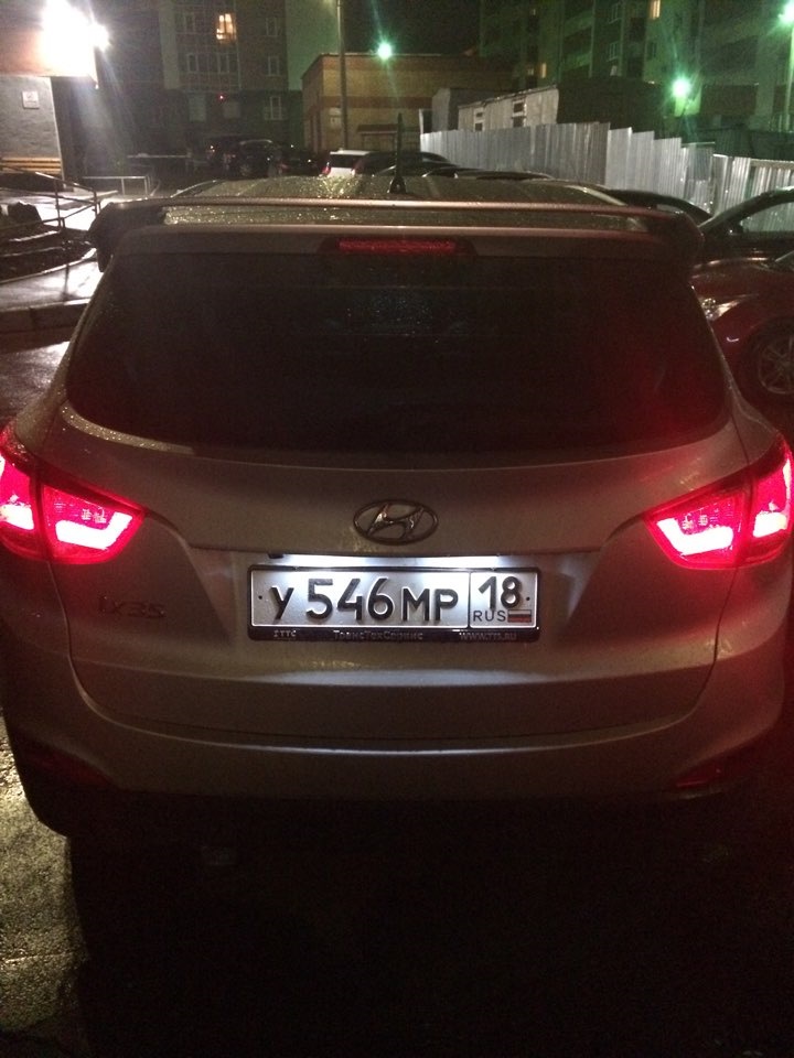 Задние фонари ночью — Hyundai ix35, 2 л, 2014 года | тюнинг | DRIVE2