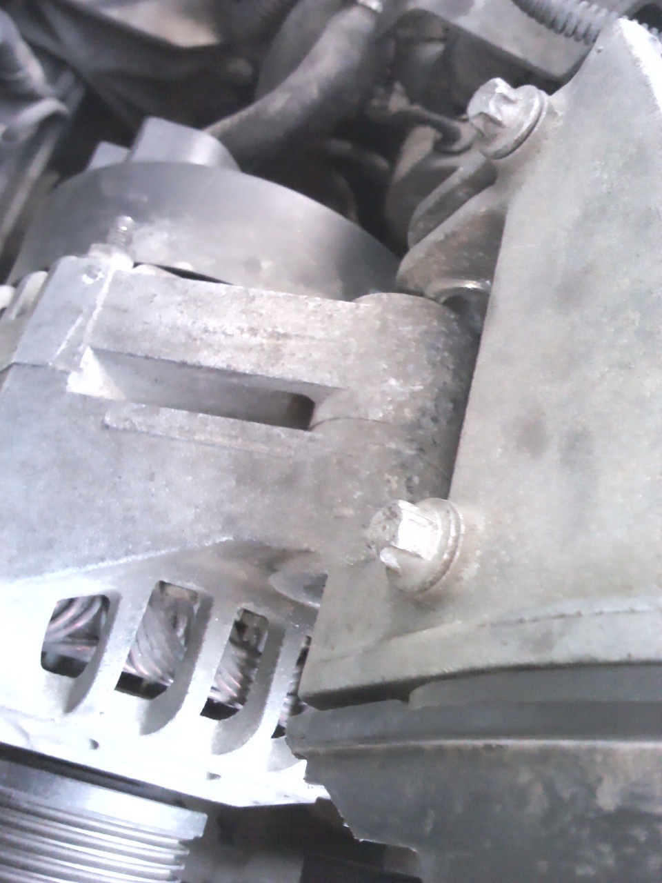 Сдох генератор DENSO DAN510 — Opel Astra H, 1,9 л, 2006 года | поломка | DRIVE2