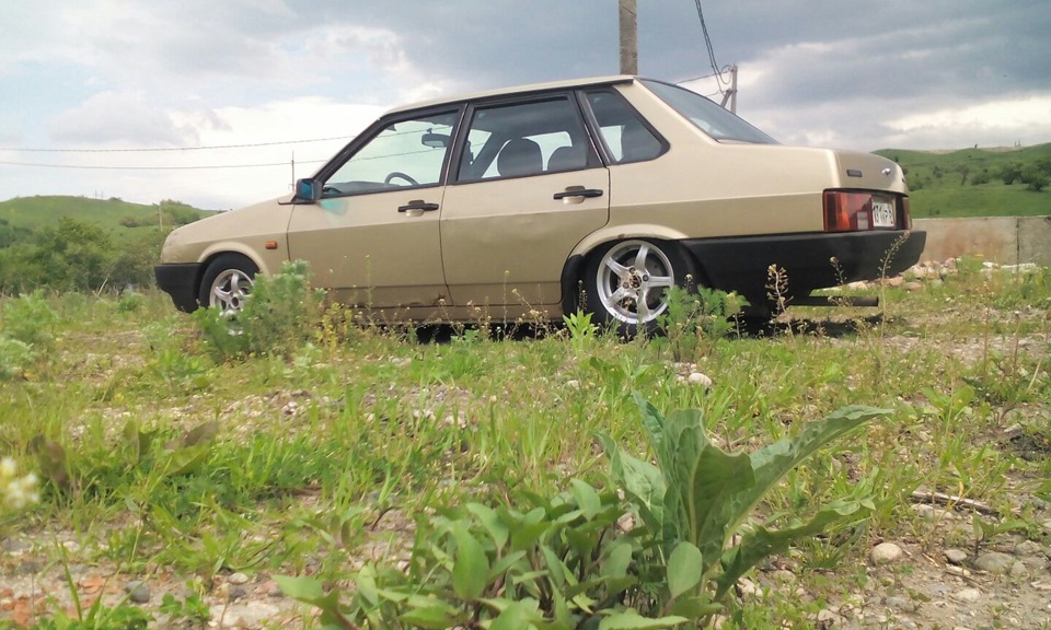 Фотосест — Lada 21099, 1,6 л, 1997 года | фотография | DRIVE2