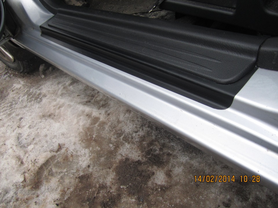 Пленка на пороги — Mitsubishi Lancer IX, 1,6 л, 2005 года | просто так ...