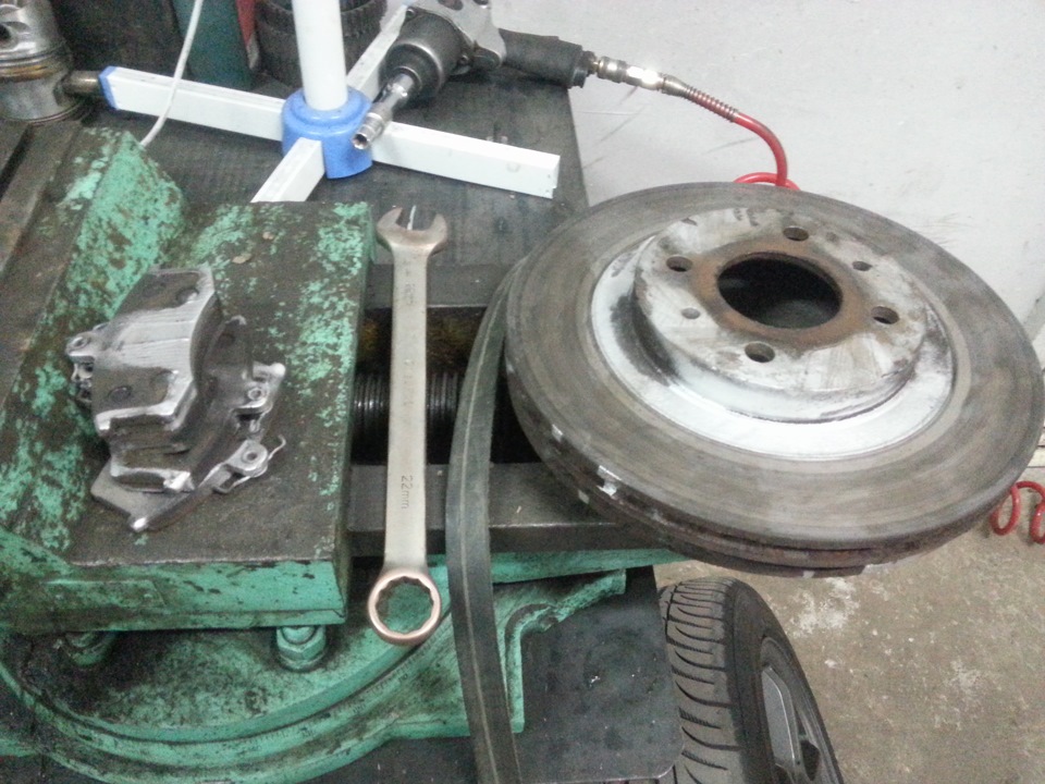 Тормозные диски Pro Sport 14" и колодки Brembo — Lada 2114, 1,6 л, 2012 ...