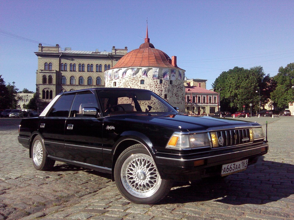 ВЫБОРГ — Toyota Crown (S120), 2 л., 1985 года | путешествие | DRIVE2