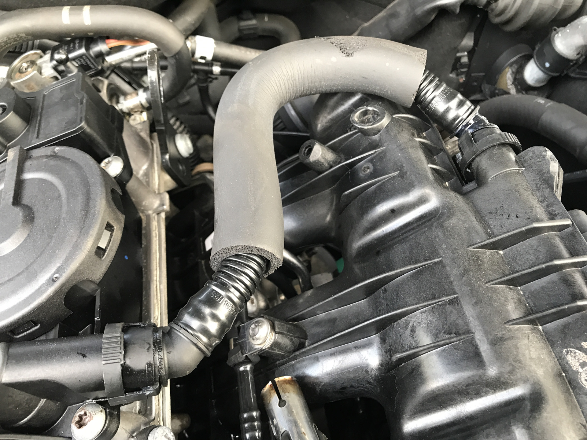 Замена резинок — Audi A4 (B8), 1,8 л, 2008 года | своими руками | DRIVE2