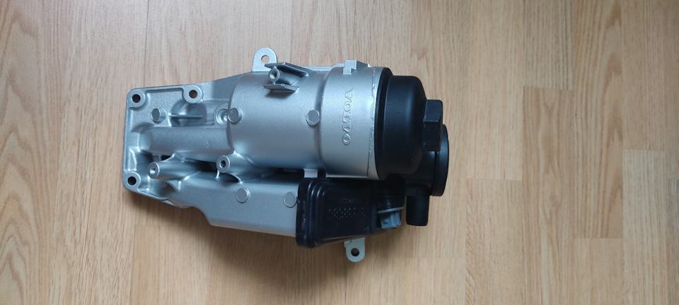 Маслоотделитель корпус масляного фильтра 1781598 на Ford Focus ST II ...