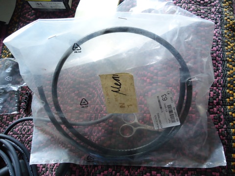 A0109978982 Шланг омывателя стекла заднего Mercedes | Запчасти на DRIVE2