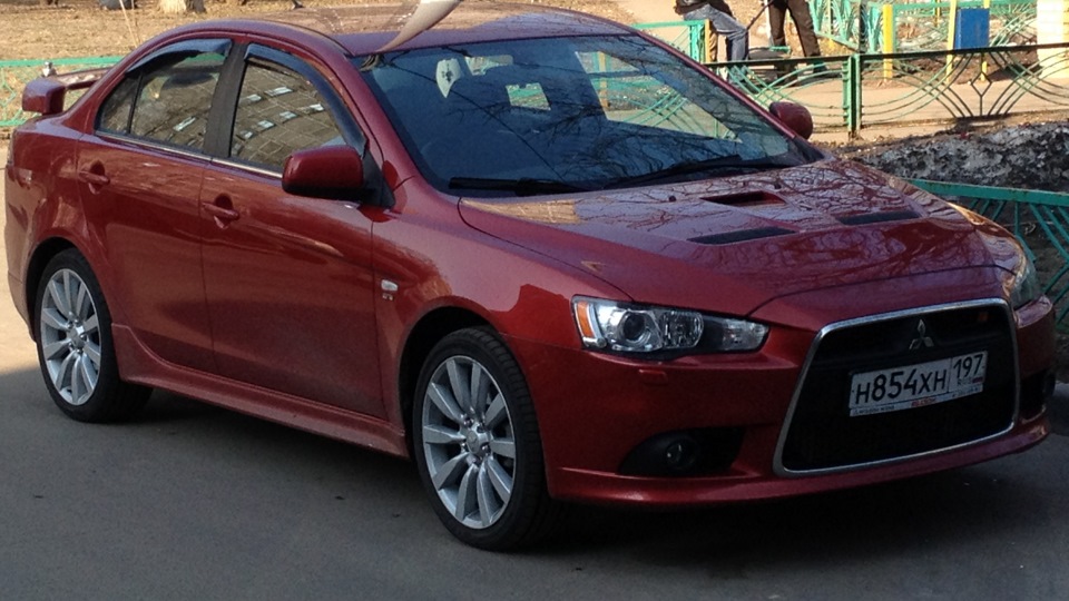 Mitsubishi Lancer Ralliart 2.0 бензиновый 2008 | долгожданный недоэво ...