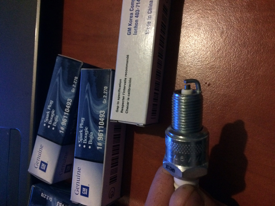 96110493 Свеча зажигания GM | Запчасти на DRIVE2