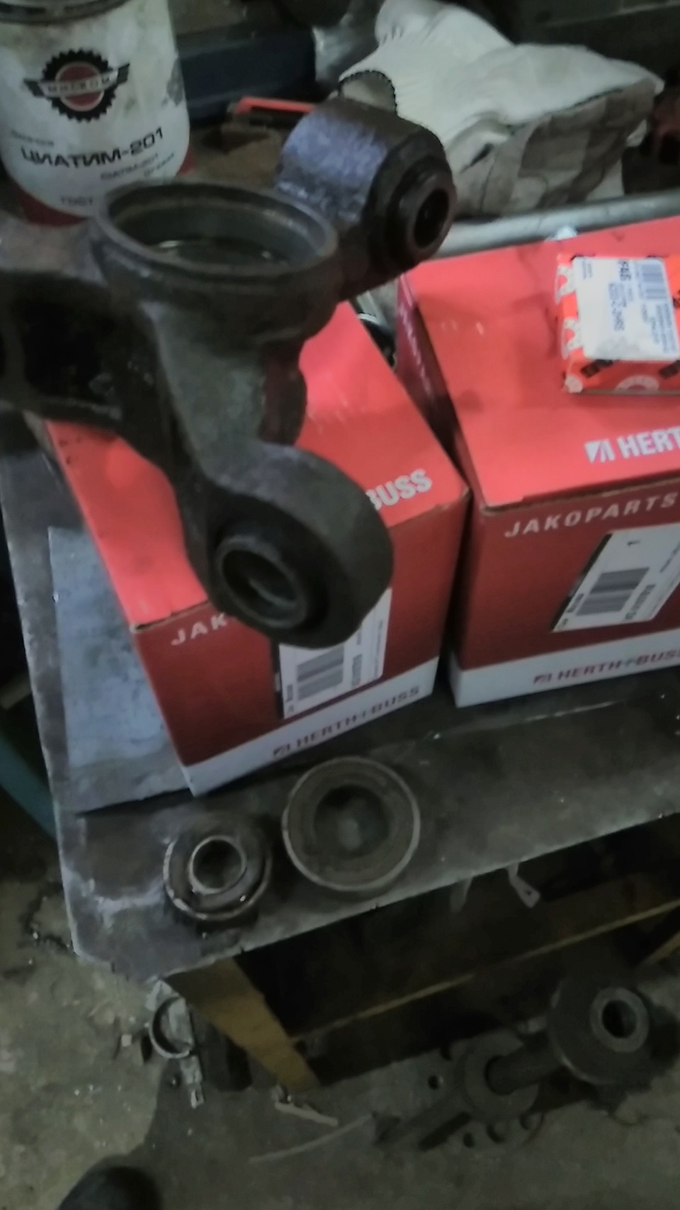замена подшипников поворотного кулака ч2(раз 2) — Nissan Primera (P12 ...