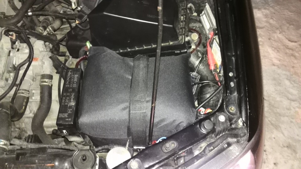 Термокейс с подогревом — Nissan Almera Classic (B10), 1,6 л, 2006 года ...