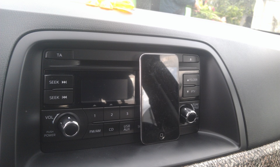 ipod touch и штатная магнитола — Mazda CX-5 (1G), 2 л, 2013 года ...
