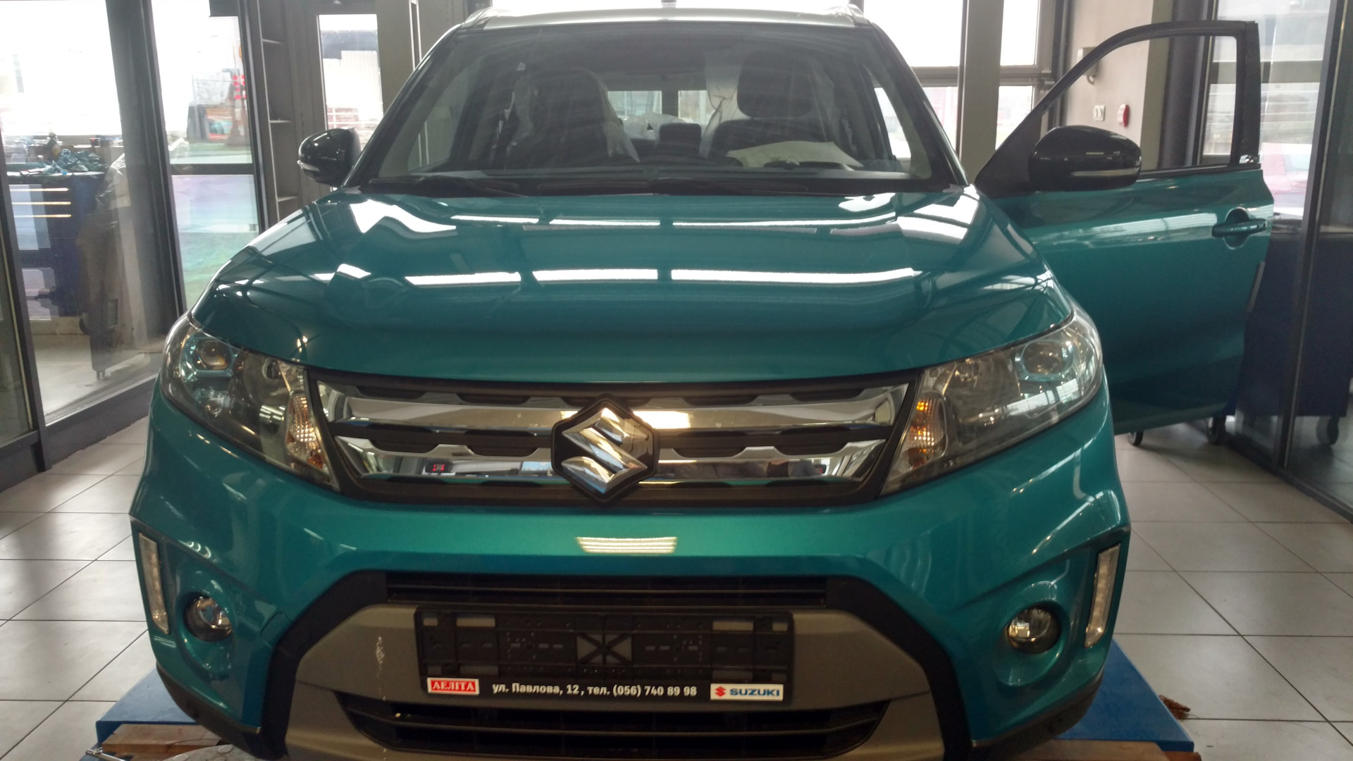 Suzuki Vitara (4G) 1.6 бензиновый 2017 | Turquoise + black roof на DRIVE2