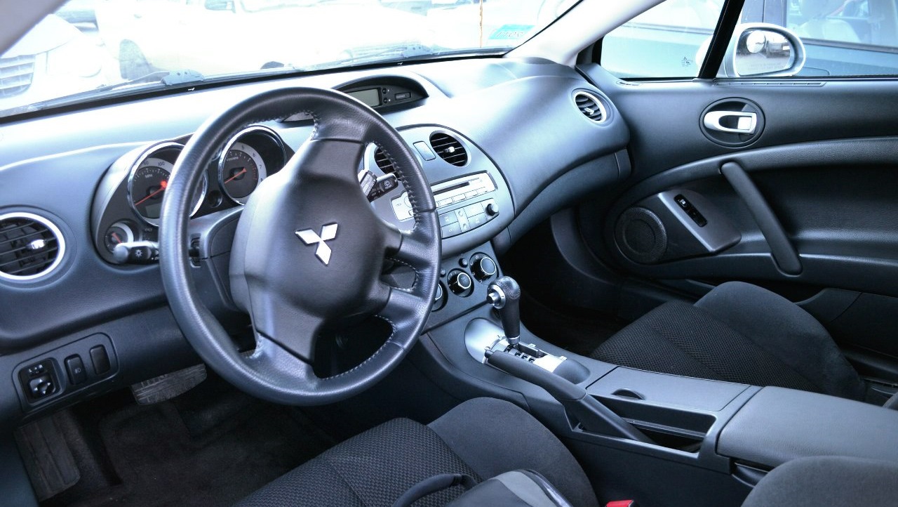Mitsubishi Eclipse (4G) 2.4 бензиновый 2007 | 4 gen на DRIVE2