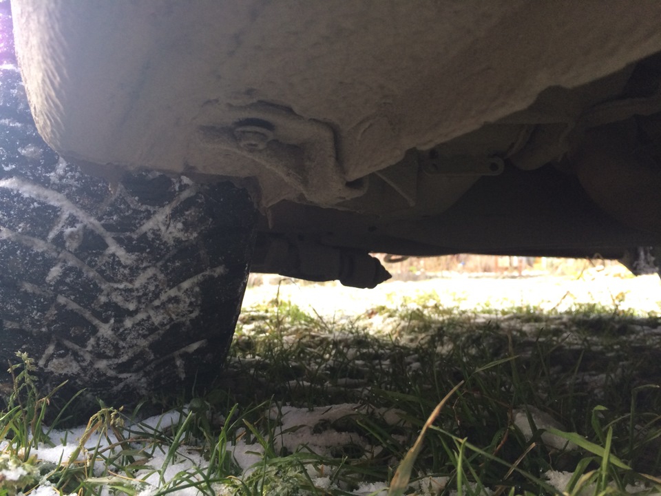 Брызговик передний заднего колеса, осаго. — Hyundai Solaris (1G), 1,6 л ...