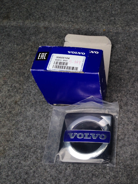 30655104 ЭМБЛЕМА 'VOLVO' РЕШЕТКИ РАДИАТОРА Volvo | Запчасти на DRIVE2