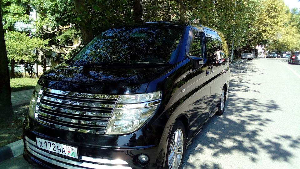 Скрежет снял видео — Nissan Elgrand (E51), 3,5 л, 2004 года | поломка | DRIVE2