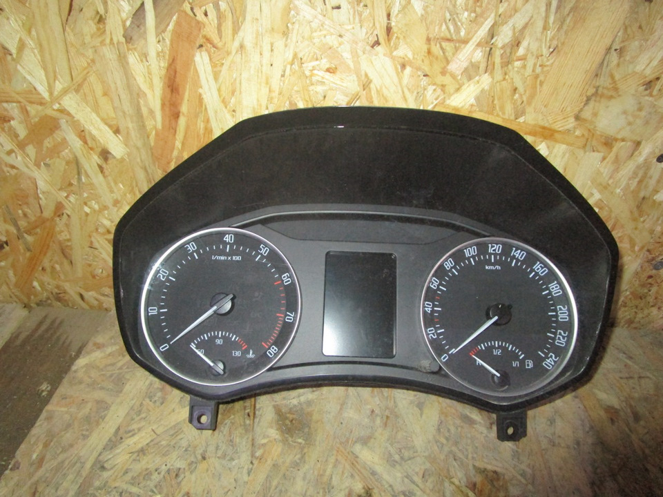 Приборная панель Skoda Octavia (A5 1Z-) 2004-2013 МКПП.Цена-9000 ...