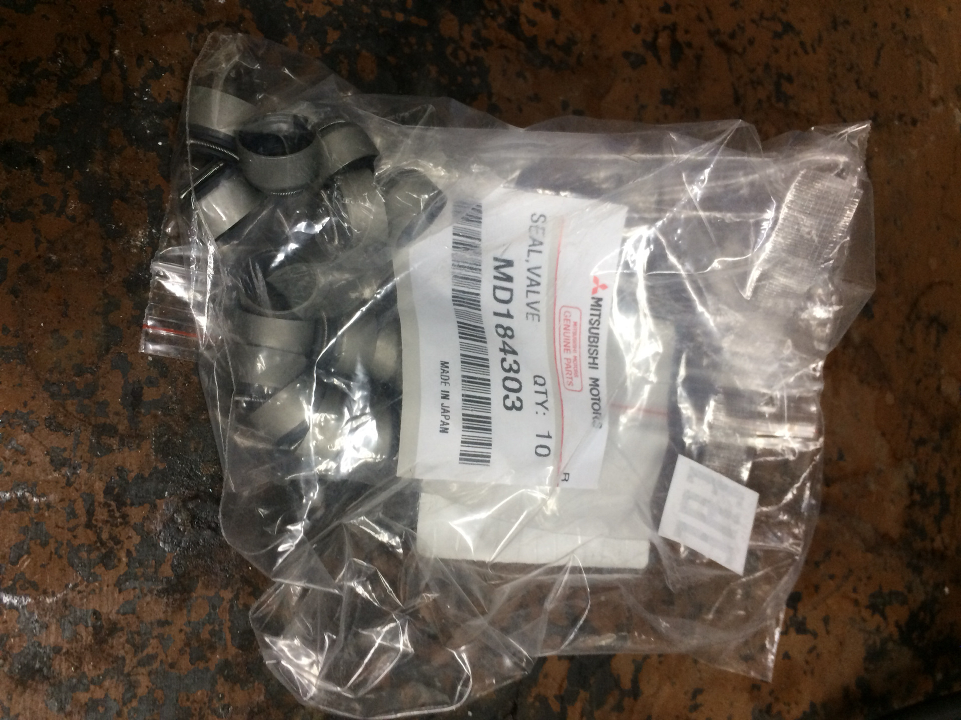 Замена прокладки ГБЦ — Mitsubishi Cedia, 2 л, 2002 года | своими руками ...