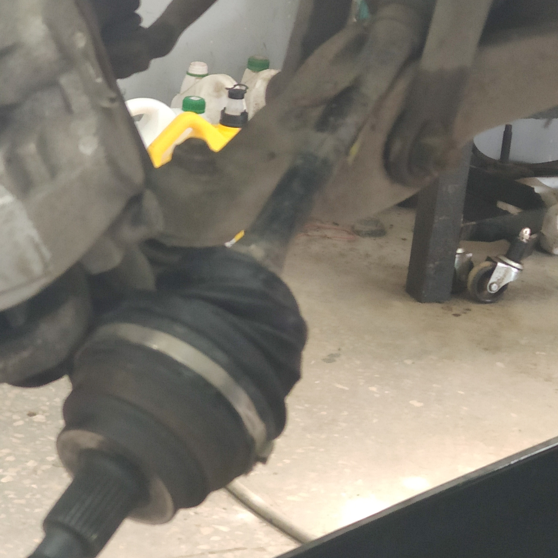 Service 4: Замена масла ДВС, масл.фильтра. Замена пыльника переднего ...