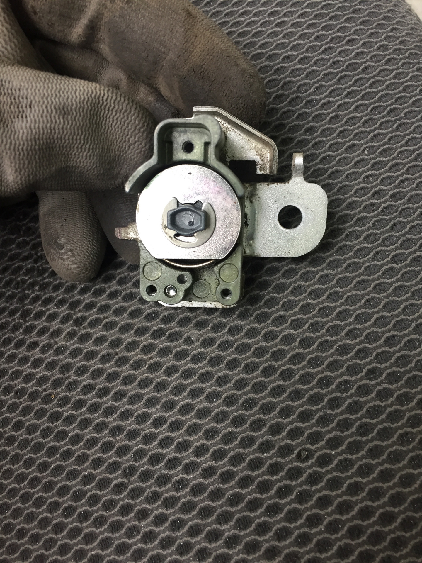 Ремонт личинки замка двери — Honda Civic Type R (3G), 2 л, 2007 года ...